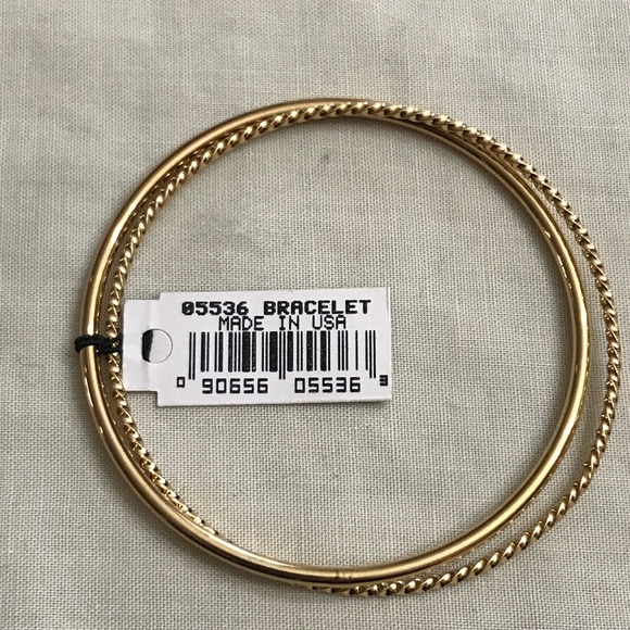 Trifari | Jewelry | Vintage 2 Pack Nwt Trifari Gold Bangle Bracelet ...